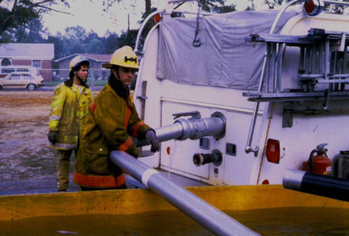 26 Jet Dump and Dump Tank Use at a Fire - South Lynches Fire Department ...